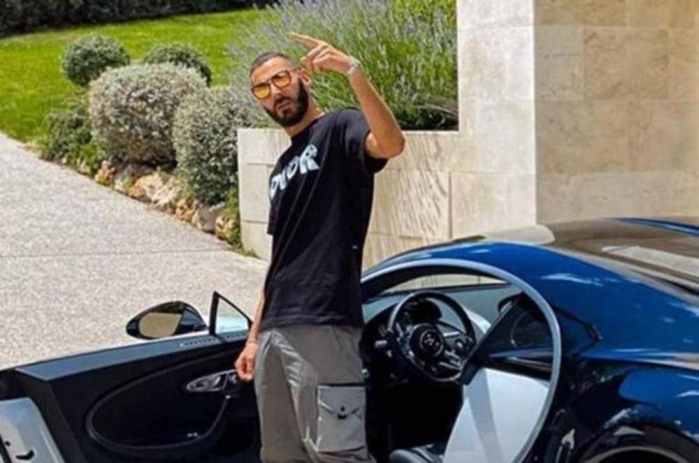 Benzema presume en Instagram de su espectacular auto Bugatti de 2.5 ...