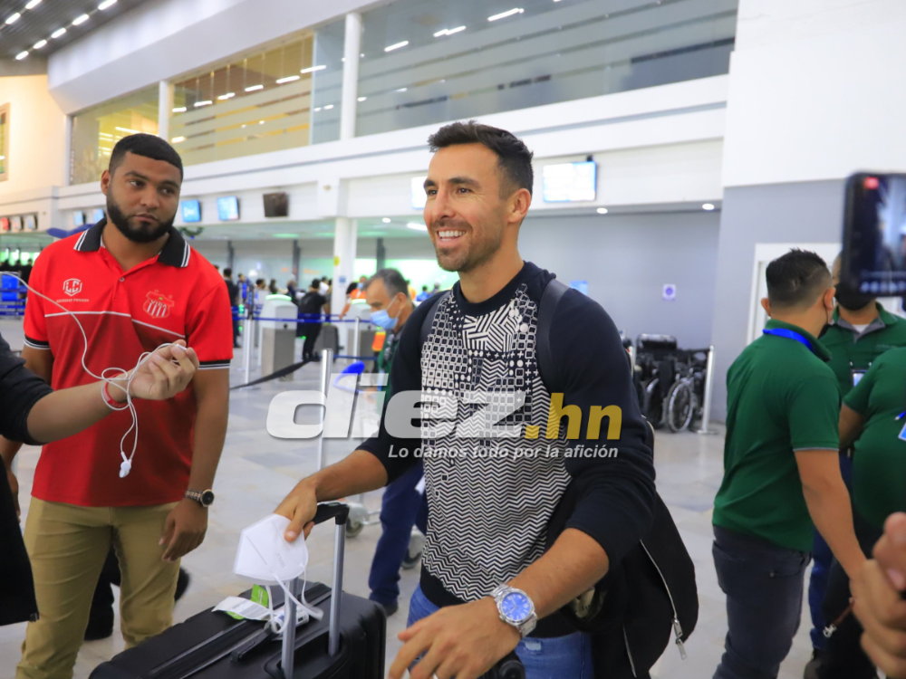 Jonathan Bornstein, héroe para Honduras en 2009, aterrizó en suelo ...