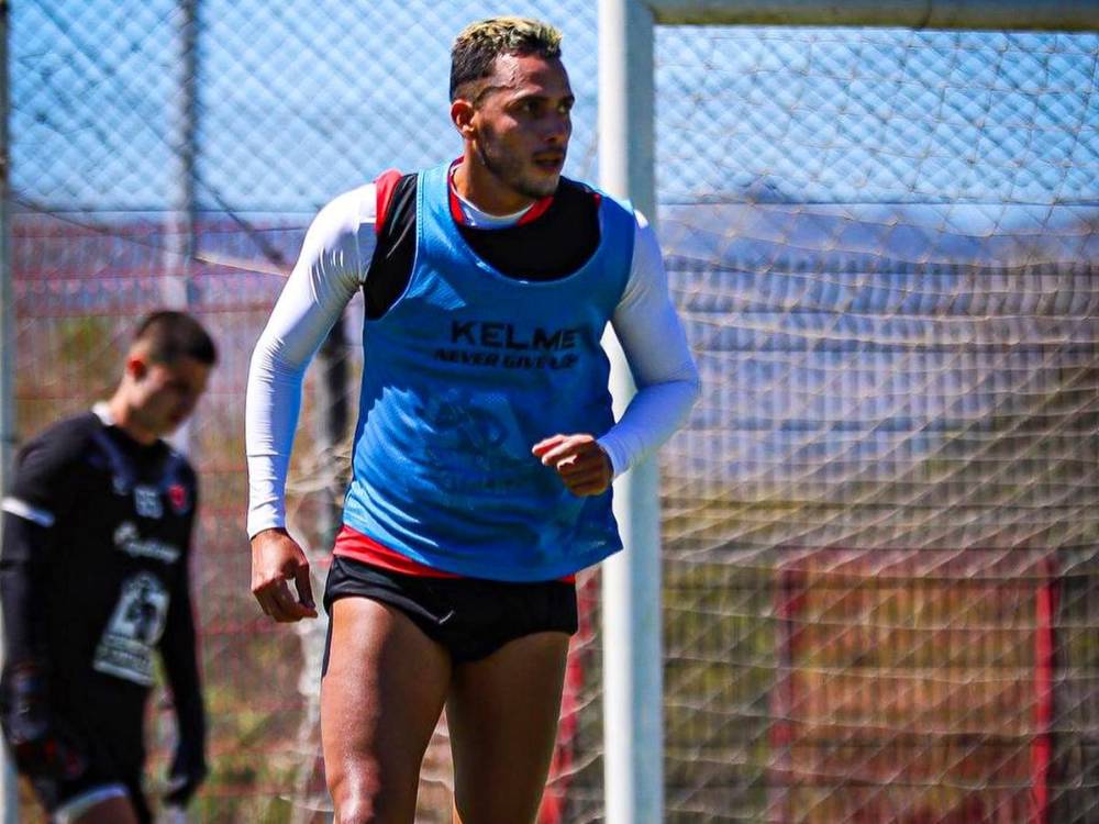 Con la pólvora mojada: Ángel Tejeda sufre de sequía goleadora en el ...