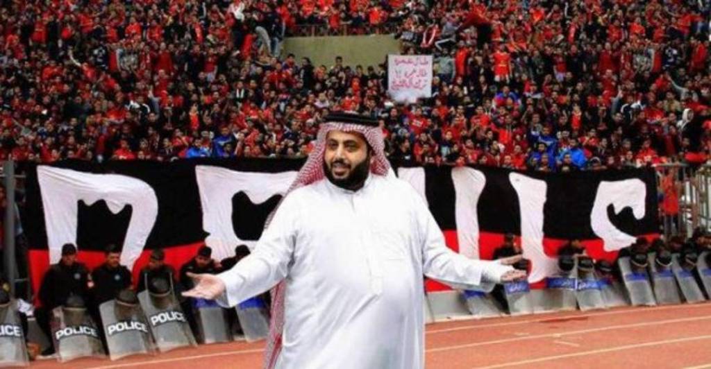 Al-Sheikh, el jeque árabe que quiere fichar a Messi y que sortea autos ...