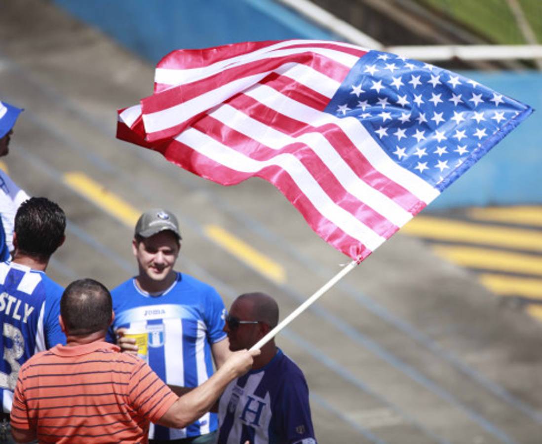 Gran Ambiente previo al Juego entre Honduras VS USA.