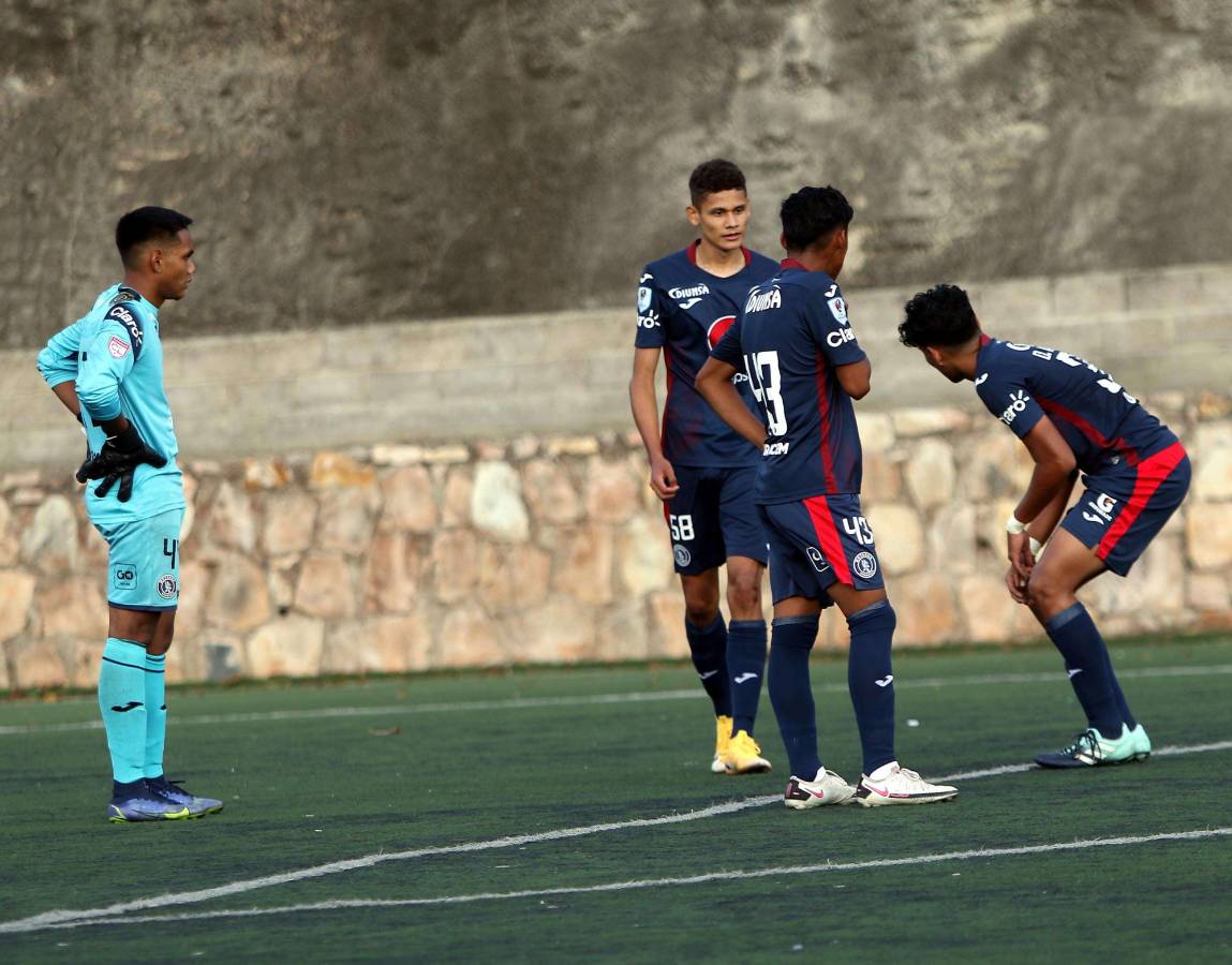 Olimpia golea y sigue intratable en el torneo de reservas del Clausura ...