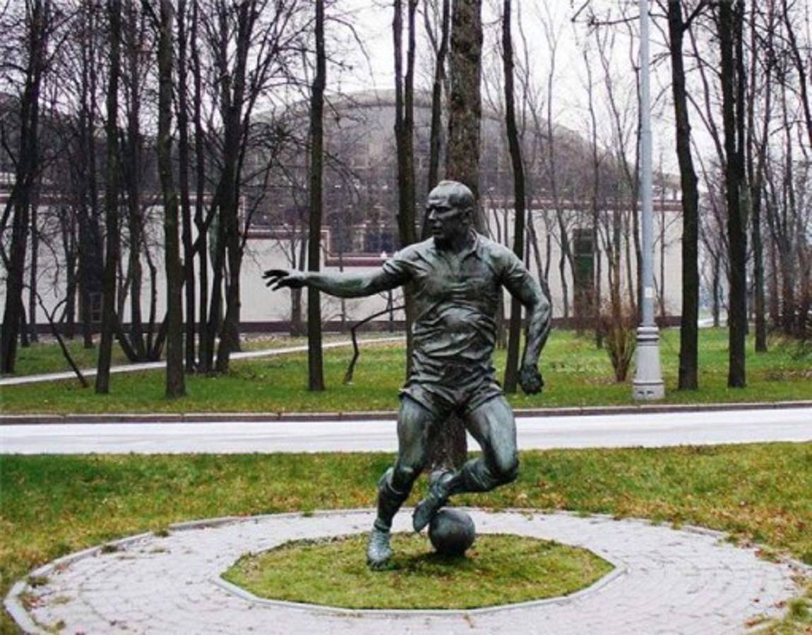 Eduard Streltsov, la triste historia del jugador que pudo ser mejor que ...