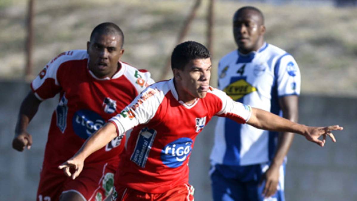 Savio vence agÃ³nicamente al Victoria y abandona el sÃ³tano