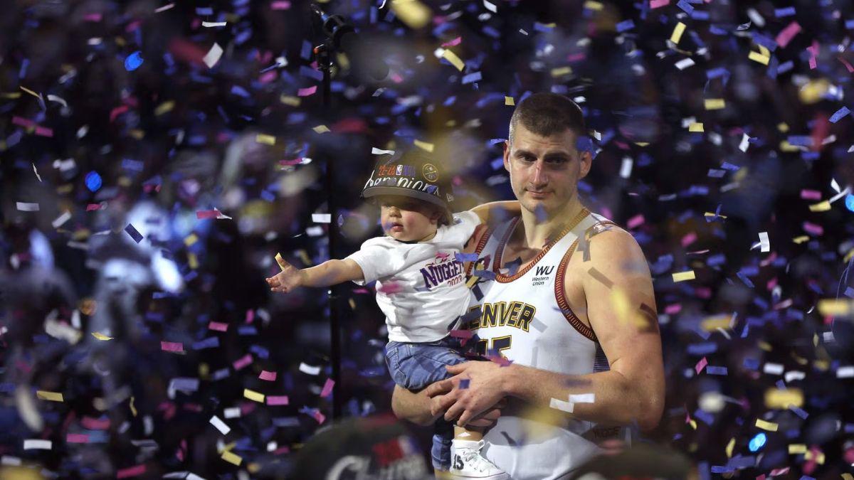 La extraña razón por la que Jokic no estará en los festejos en Denver ...