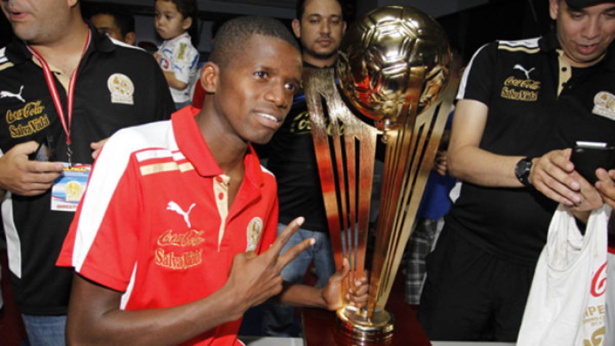 'AhÃ­ esta la copa de un equipo mediocreâ : Boniek