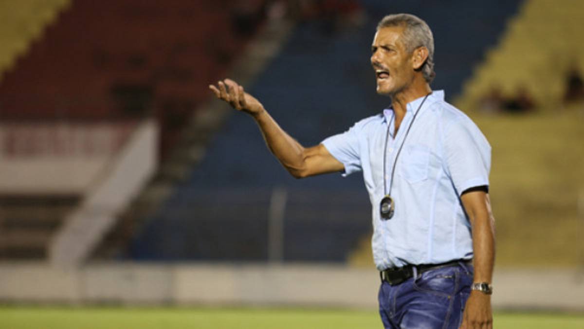 Luis CÃ¡lix: 'Somos un equipo de hombres no de nombresâ