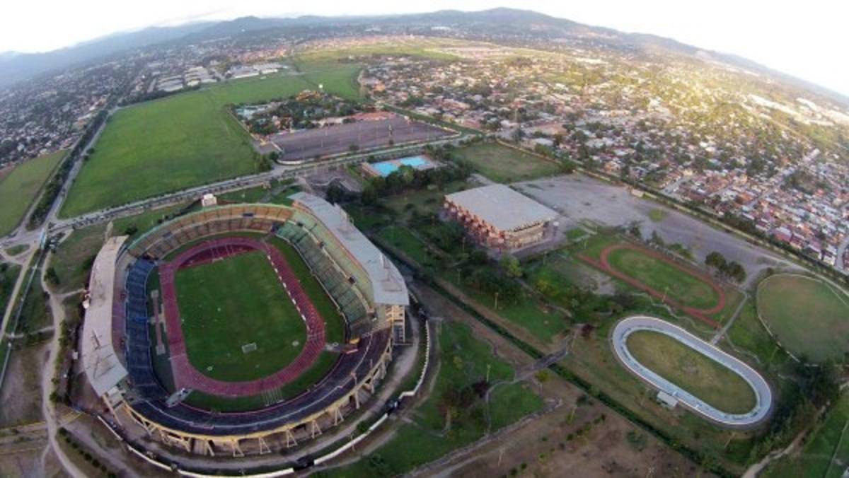 Se cumplen 22 años de la inauguración del Estadio Olímpico de San Pedro ...