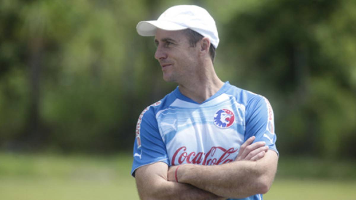 Tosello espera la llegada de un argentino