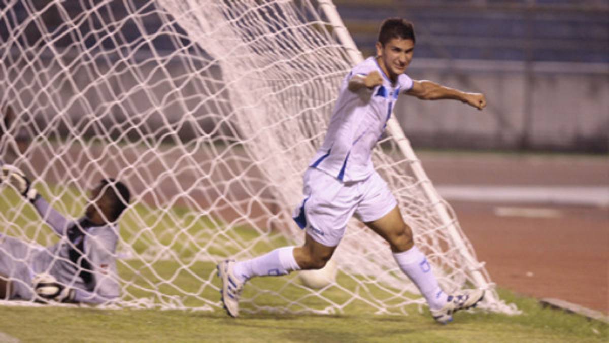 LeverÃ³n, el tercer jugador mÃ¡s joven en marcar con Honduras