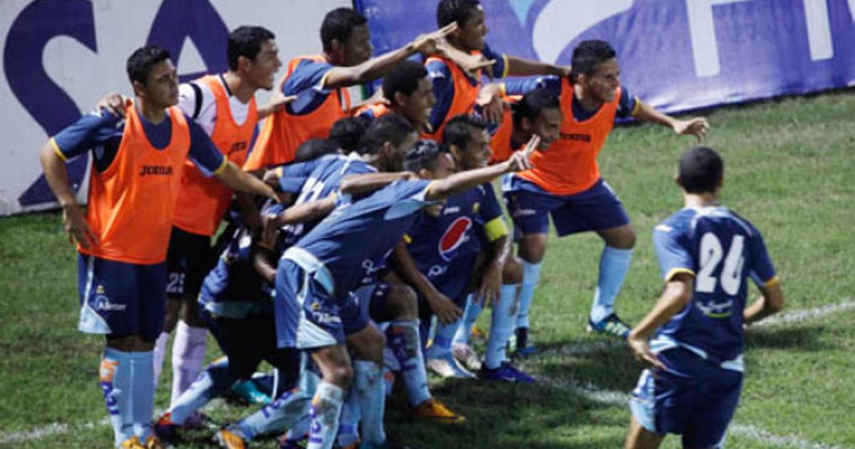 Bengtson celebra como todo un fotÃ³grafo