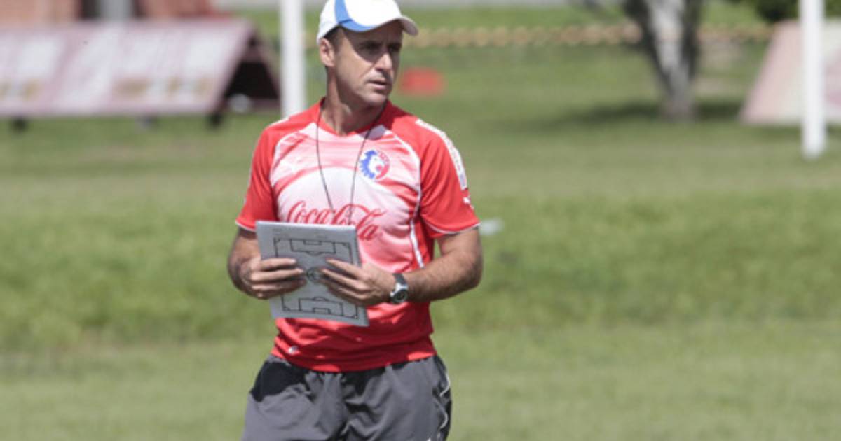 Danilo Tosello: 'Deseo que Bruschi siga en el equipoâ