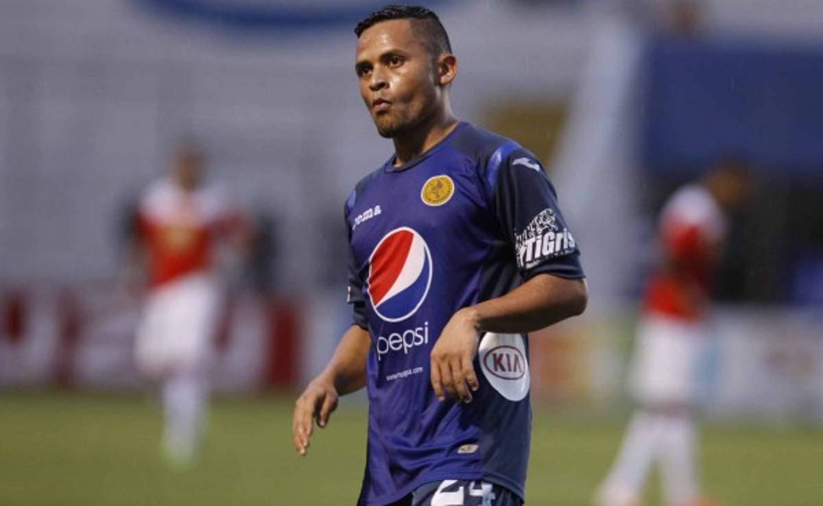 Omar Elvir cumplirá el domingo 100 partidos con Motagua