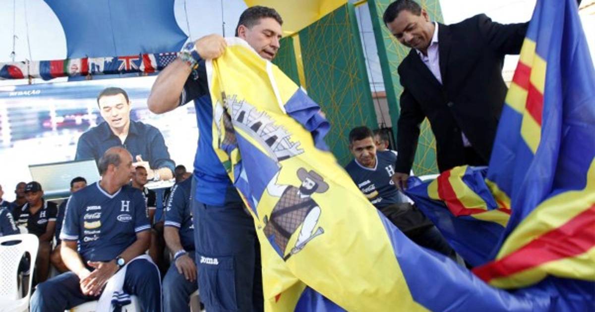 Luis Suárez sorprende 'falando” portuguesinho