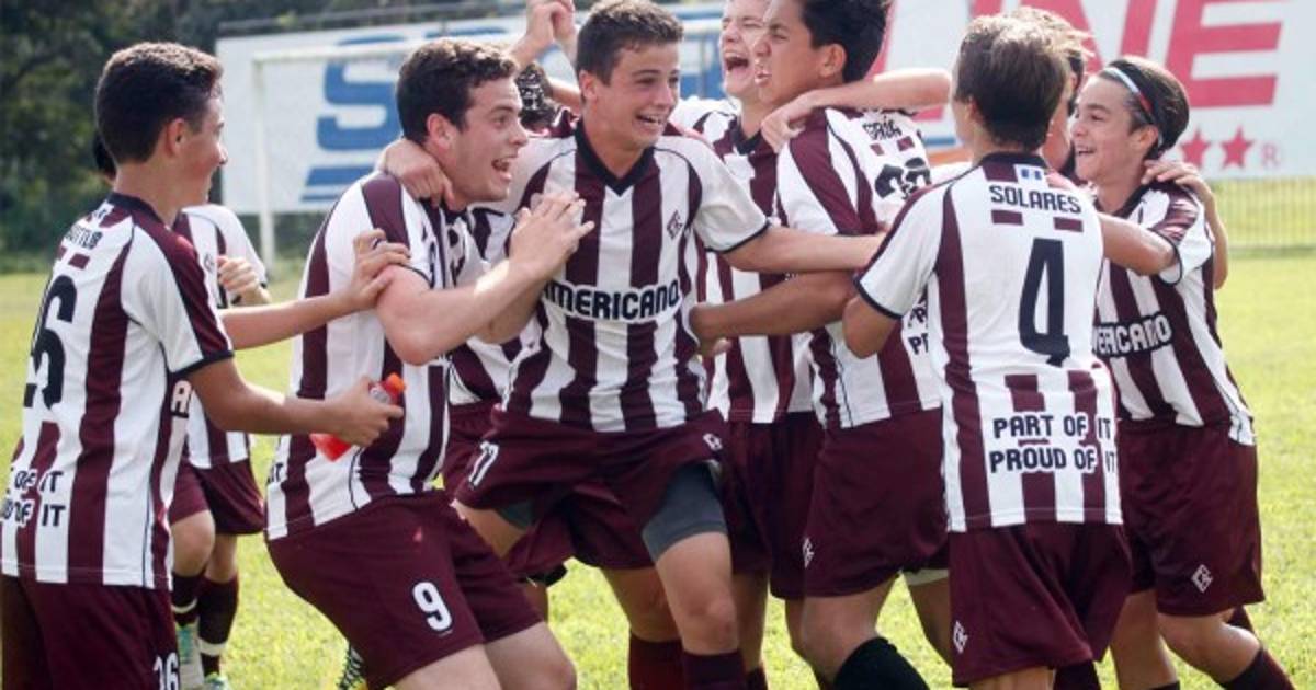 Se definen cuartos de final del Assca Soccer Tournament