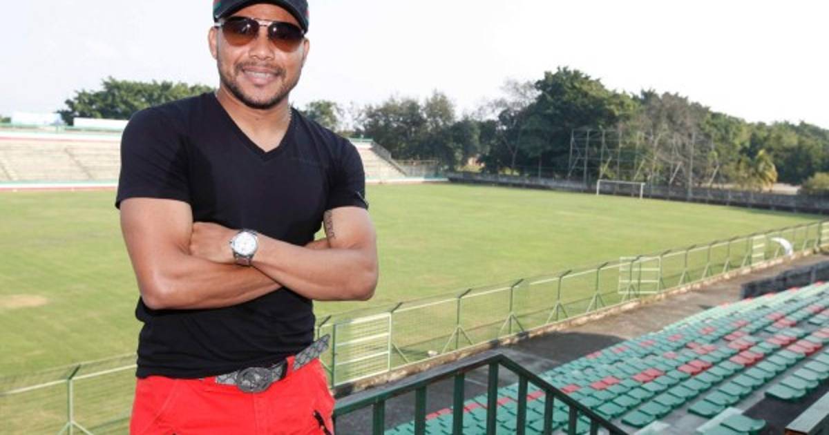 Emil Martínez: 'Sé que el fútbol no durará toda la vida'