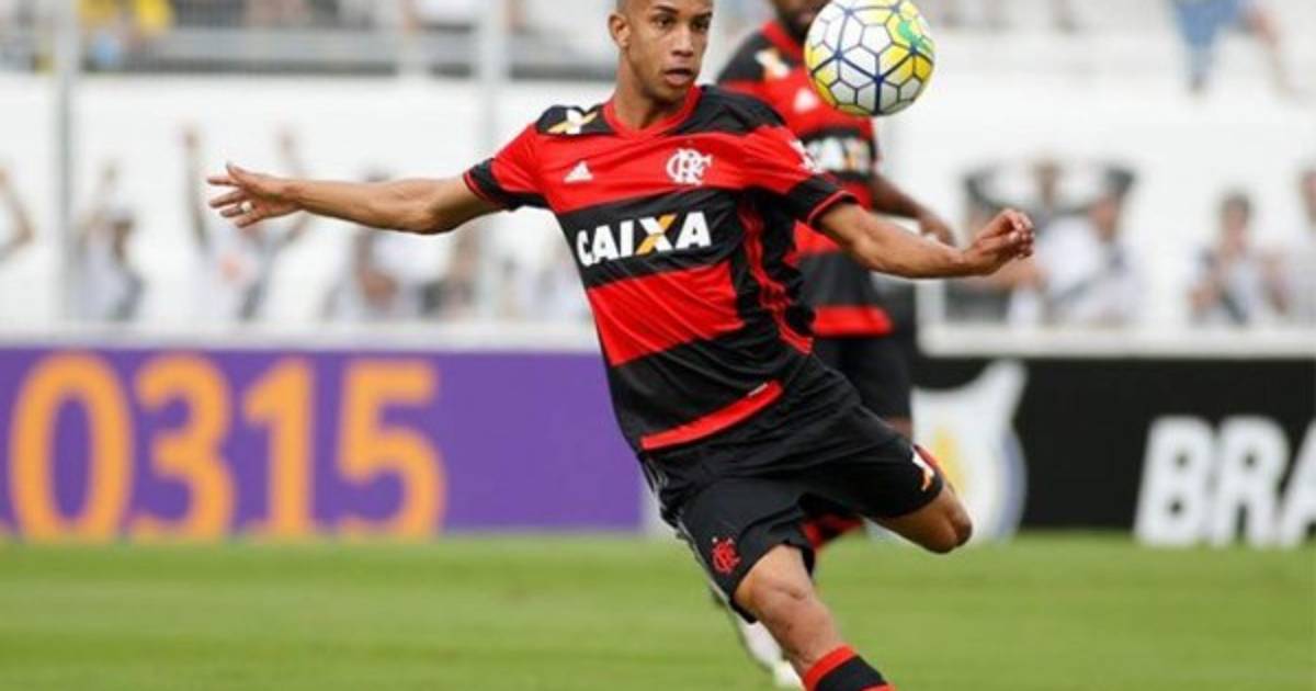 El sombrerito doble de Jorge Oliveira que comparan con el de Ronaldinho