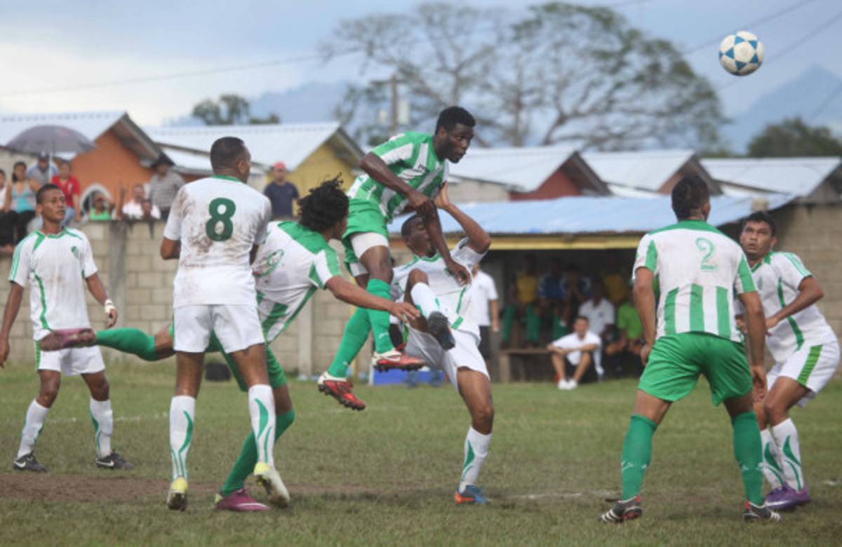 Juticalpa invencible en casa