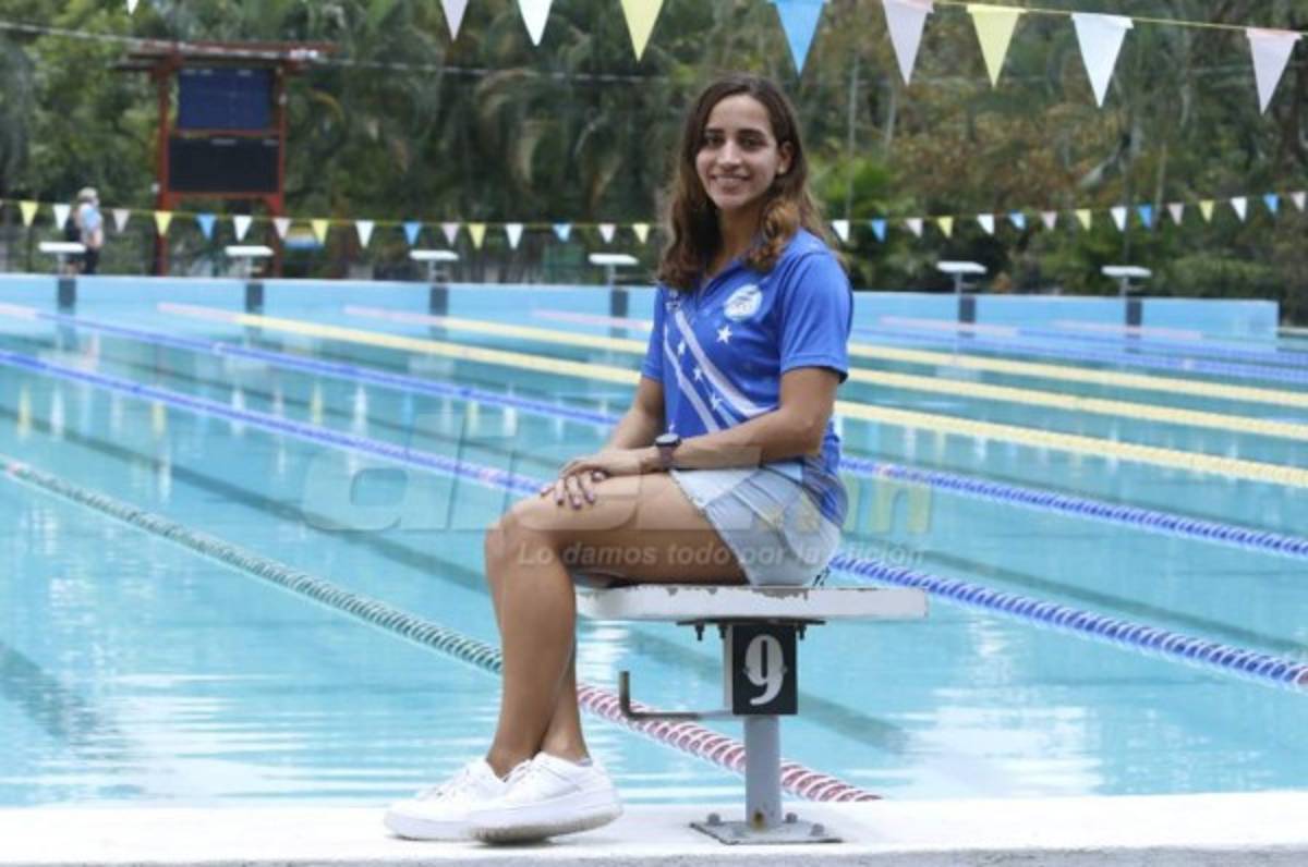¡10 días aislada! El calvario que vivió la nadadora hondureña Julimar ...