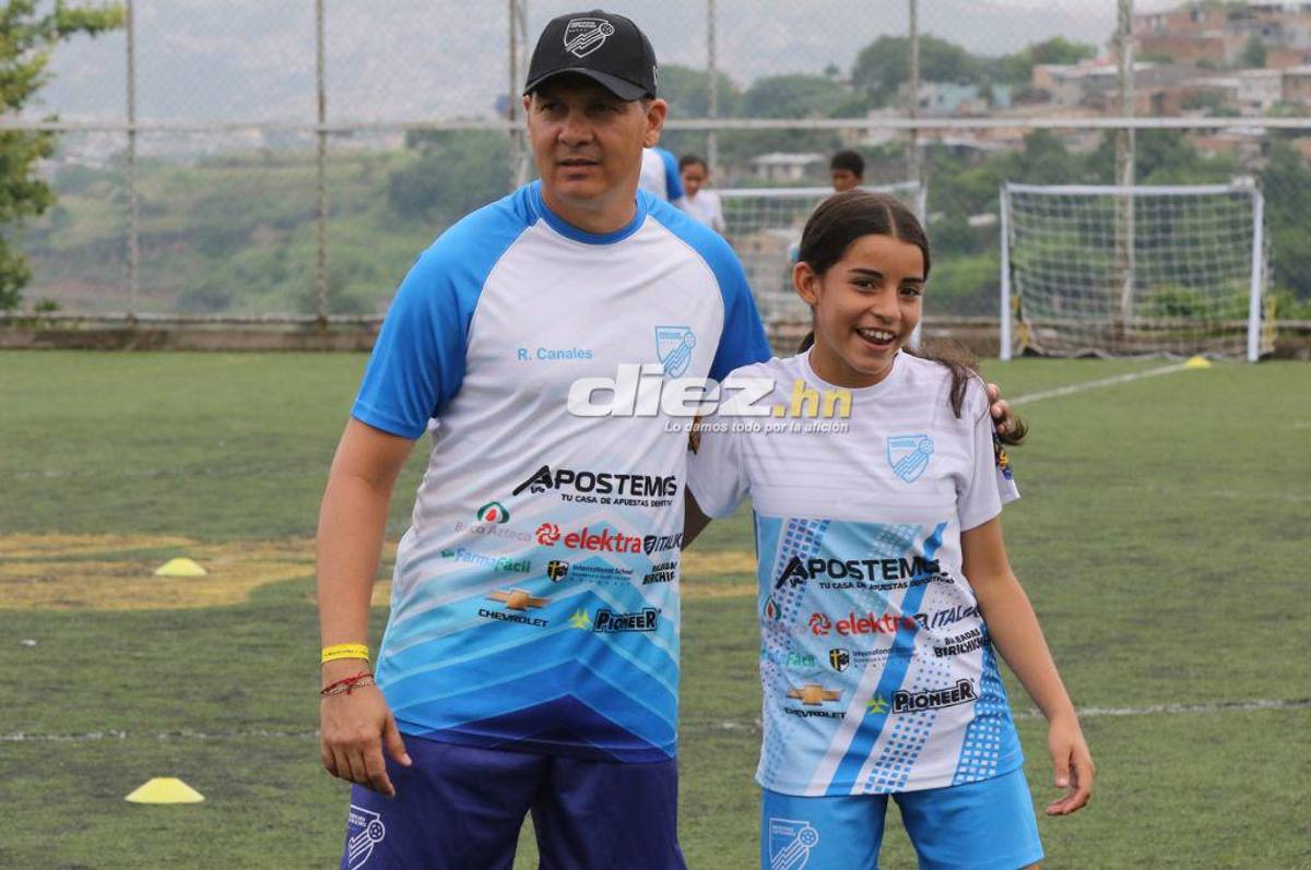 Rambo de León, David Suazo y Wilson Palacios enseñando: Así son los ...