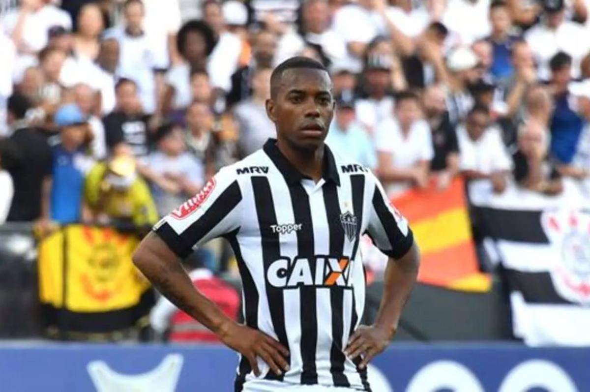 Mientras su padre sigue en la cárcel, el hijo de Robinho ha firmado con ...