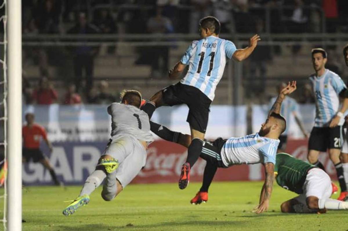 Las mejores imÃ¡genes de los amistosos por el mundo