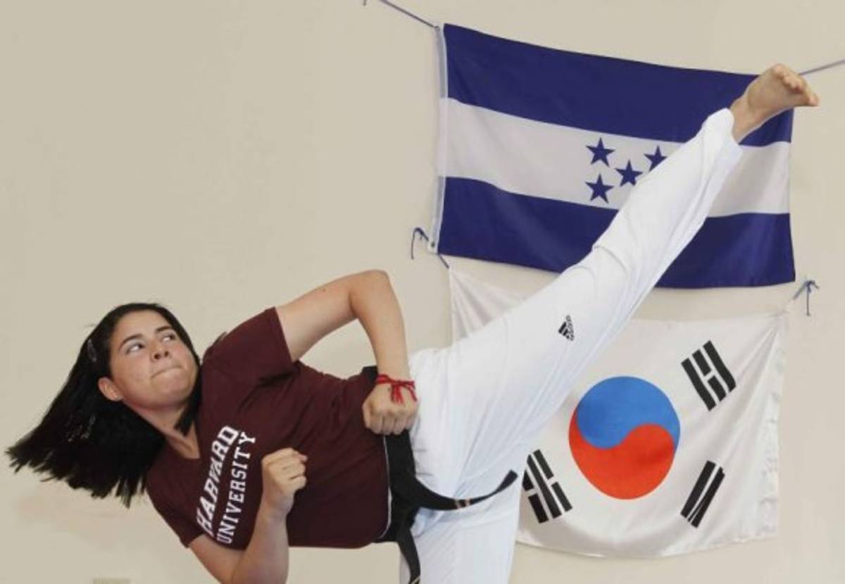 Lo que debes de saber de Ana Suazo, la última hondureña en Harvard