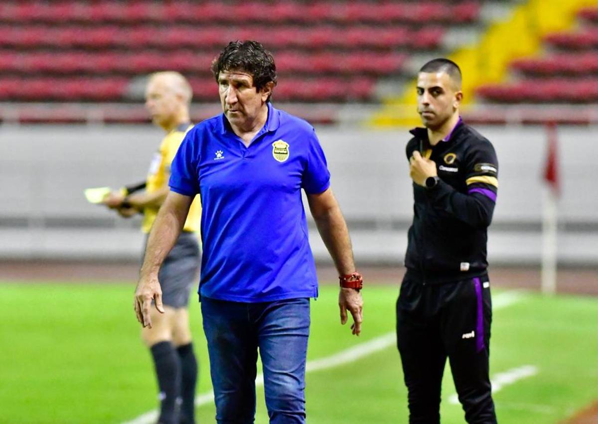 ¡El show de “Buba” López! Seis espectaculares tapadas del mejor portero ...