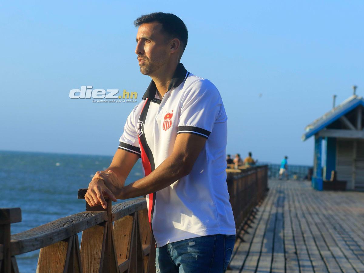 Un día con Jonathan Bornstein: “Voy al supermercado y la gente me ...