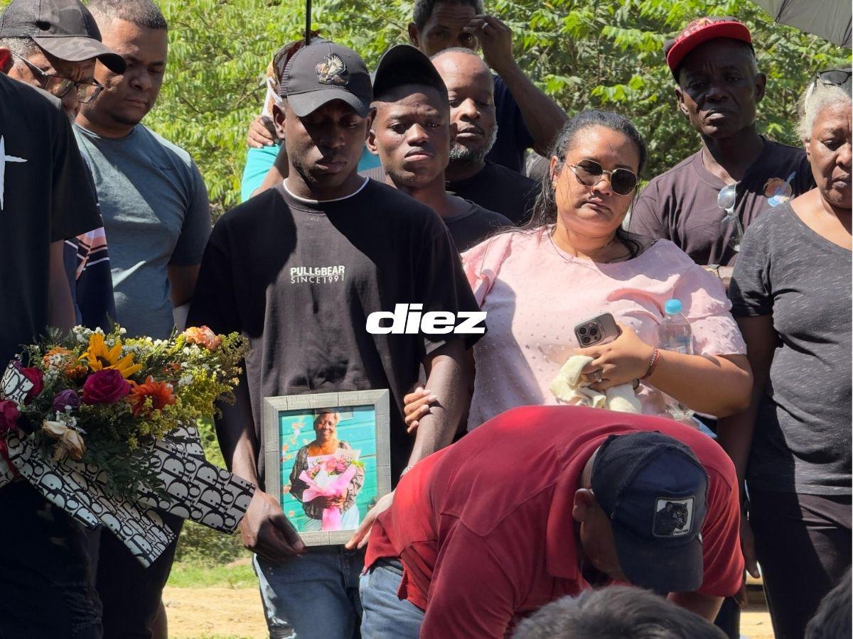 Consternación: así fue el doloroso adiós de Rubenia Decas, madre del ...