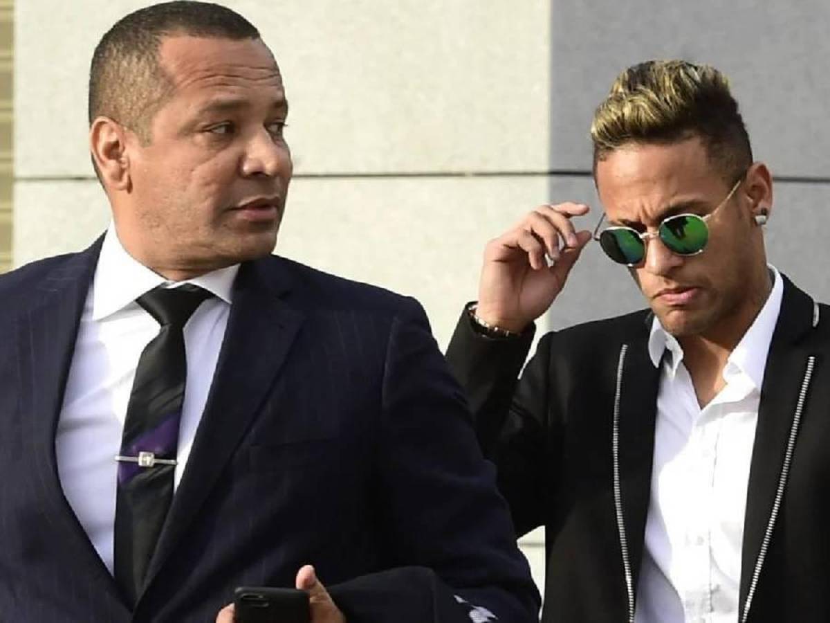 La decisión que Dani Alves tomó con el papá de Neymar luego de quedar en libertad: “Ya lo devolvió”