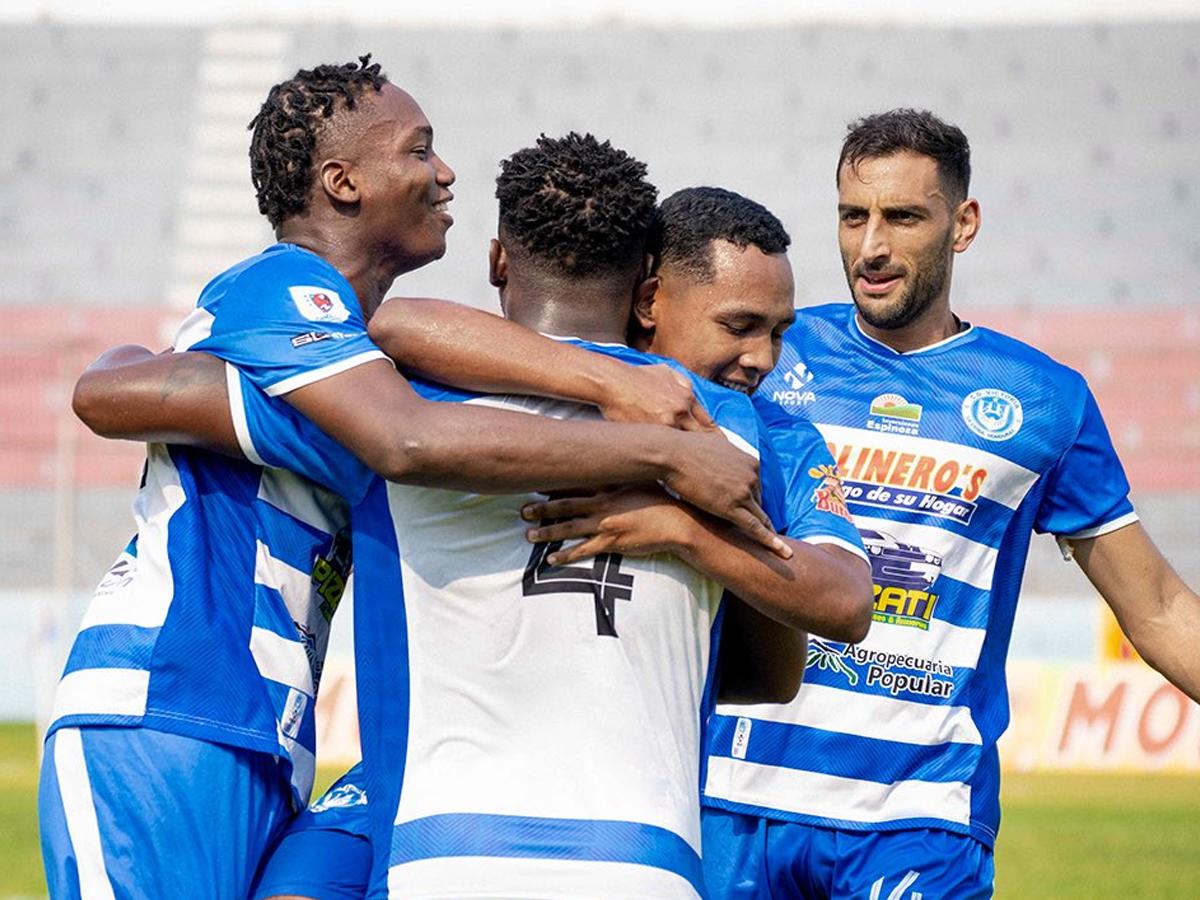 Honduras Progreso, con dos goles en tres minutos al Victoria, se aferra al milagro de la ...