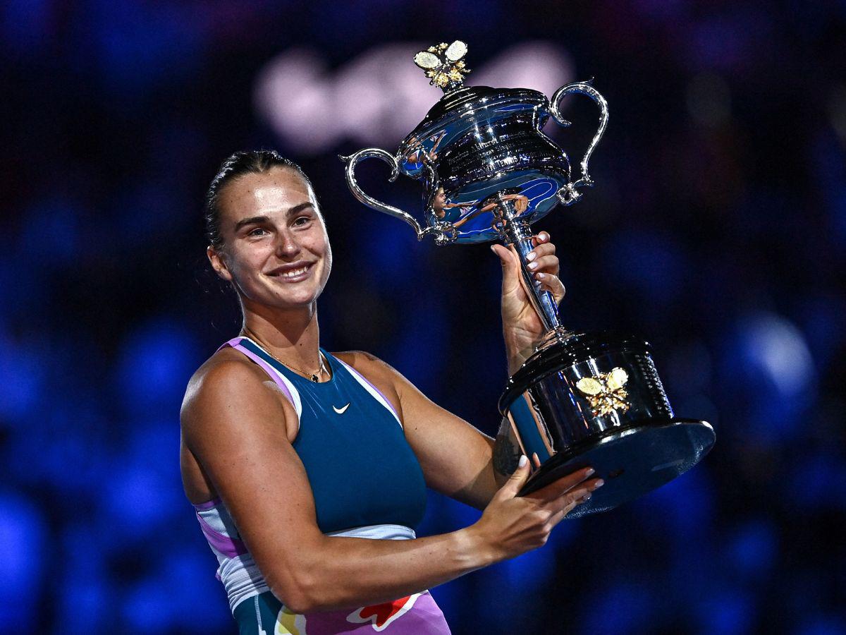 ¡Nueva reina! Aryna Sabalenka se corona campeona del abierto de Australia y levanta su primer ...