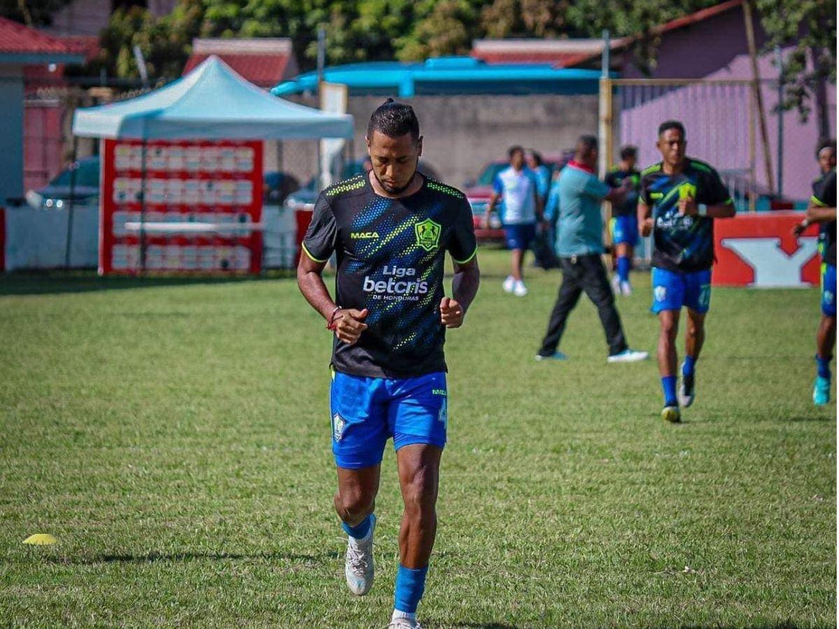Jugador hondureño del Olancho FC que se fue “mojado” ficha por equipo ...