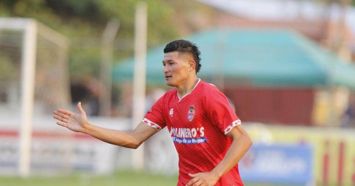 ¡Tremendo golazo! Edder Delgado se gasta una joya y vence a Edrick ...