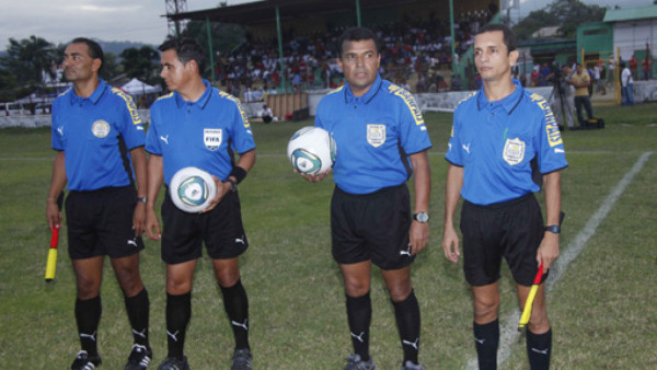 Oficial: Nada de árbitros para el Choloma-Savio