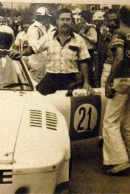 ¡De locos! El famoso Porsche de Pablo Escobar sale a subasta por un ...