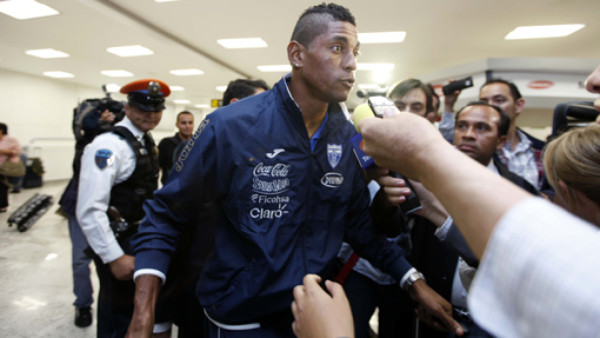 Carlo Costly: 'A mÃ­ el estadio Azteca lleno, me motivaâ
