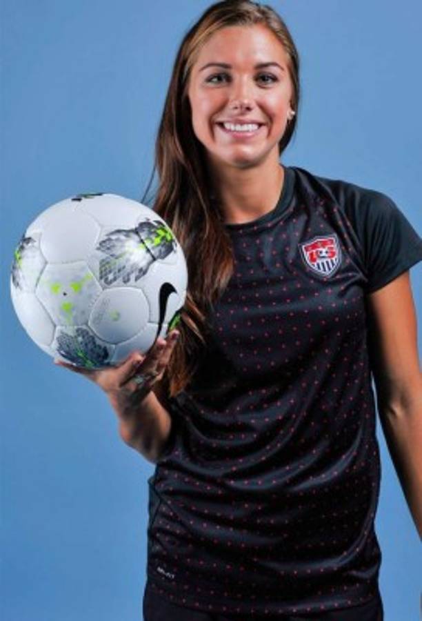FOTOS: Alex Morgan, la diva del fútbol que admira a Messi