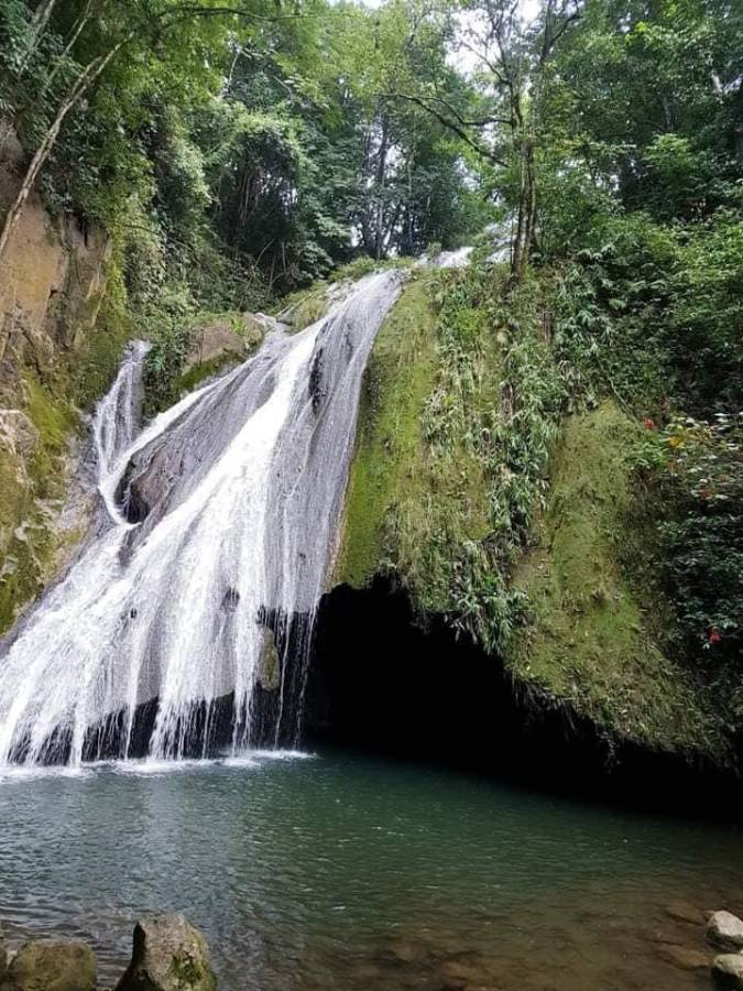 Espectaculares Cascadas, balnearios, ganadería y canopy; los bellos ...