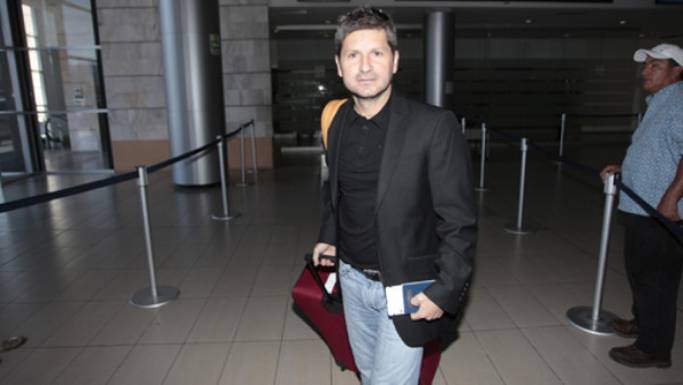 Alex Pineda llegó emocionado para jugar en la despedida del 'Matador'