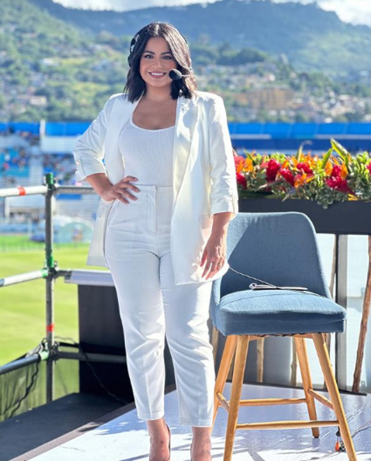 ¡Levantan suspiros! Presentadoras hondureñas derrochan talento y ...