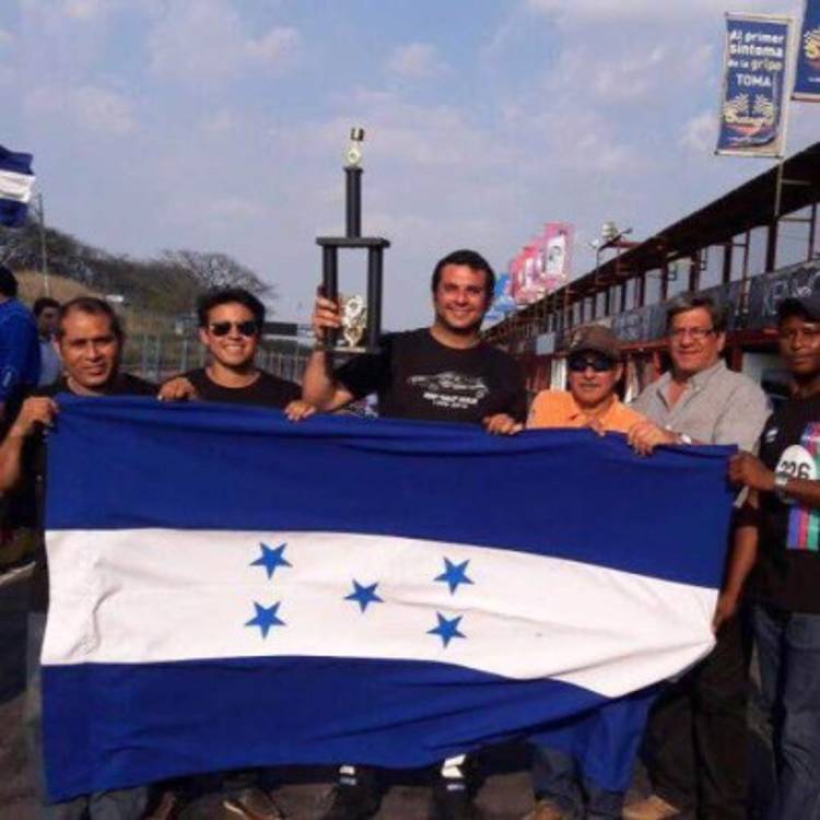 Jorge Fattaleh, el orgullo catracho en automovilismo