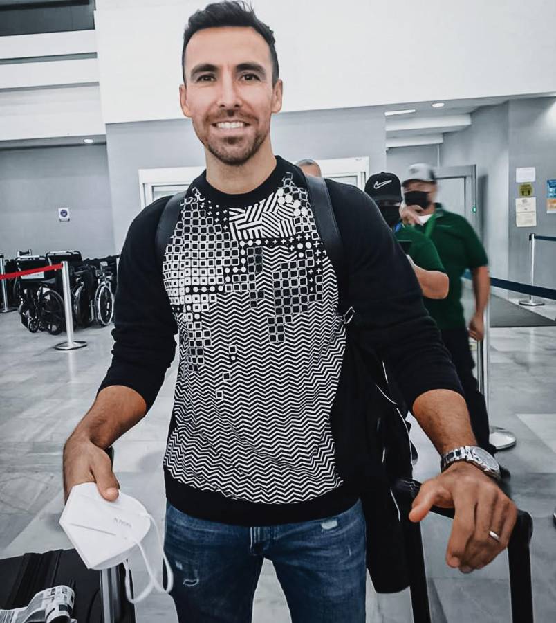 “Llegó nuestro héroe”: el recibimiento a Jonathan Bornstein, salvador ...