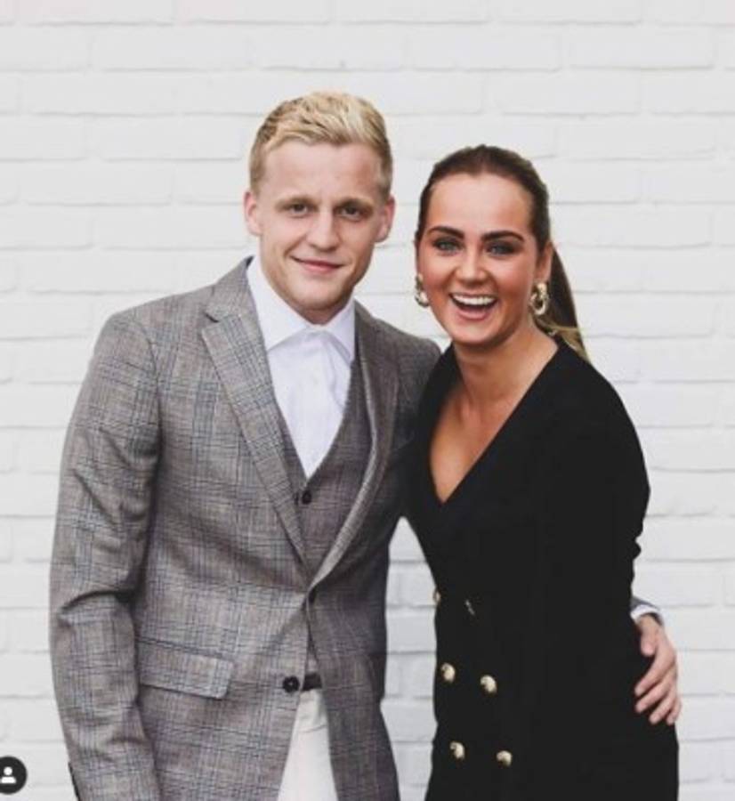 La bella hija de Dennis Bergkamp, conquistada por el futuro fichaje del ...