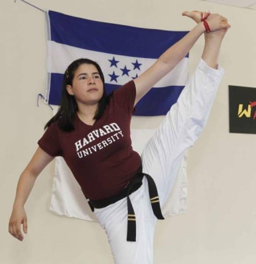 Lo que debes de saber de Ana Suazo, la última hondureña en Harvard