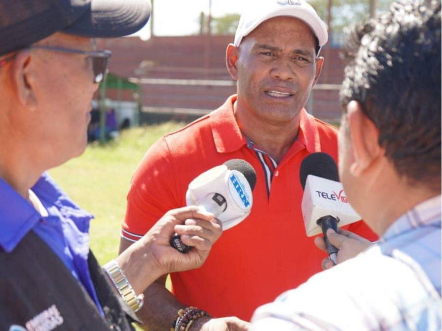 Estadio Fausto Flores Lagos inicia remodelación por CONDEPOR Mario ...