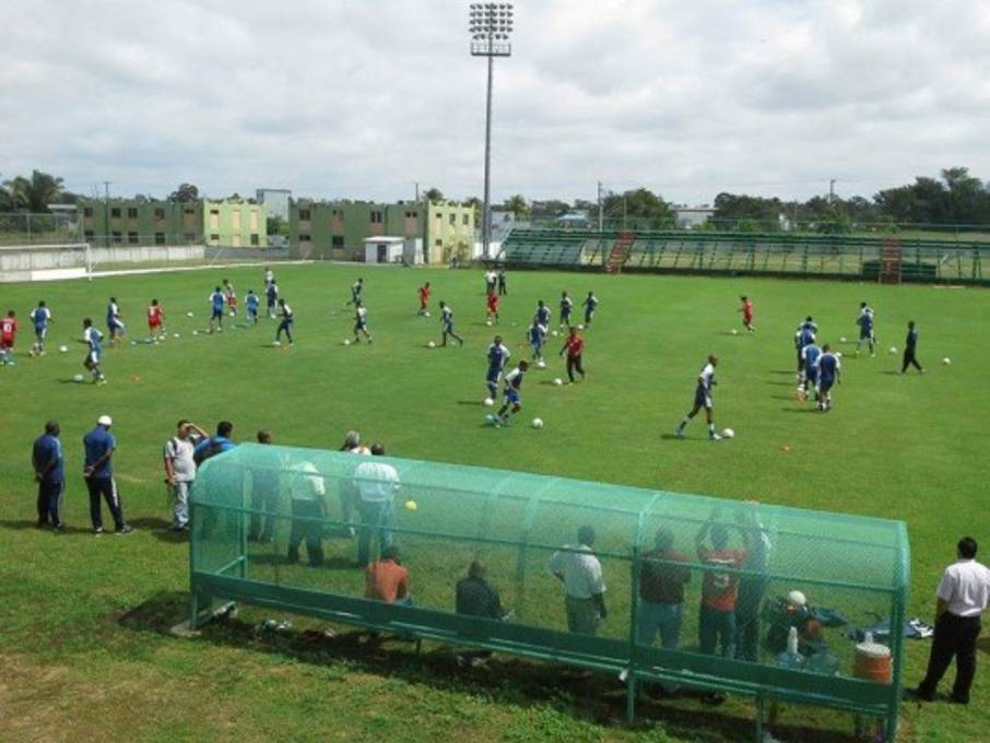 Este es el FBB Stadium de Belmopán donde Honduras jugará con Belice